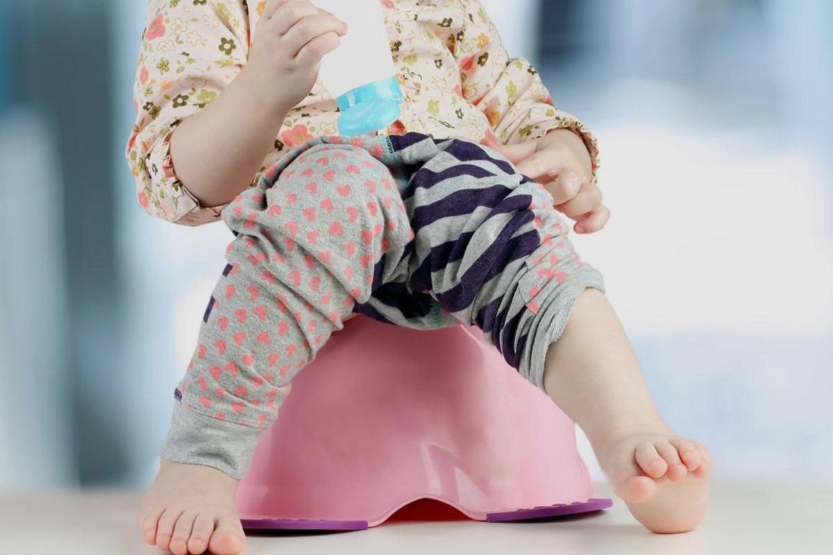 ¿A qué edad empiezan a controlar esfínteres los bebes? - Tu Educadora